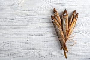 How To Eat Smelt Fish? (6 Basics To Know) - FuncFish